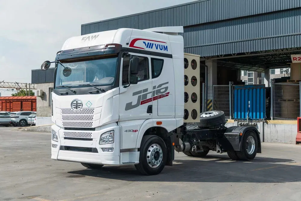 Седельный тягач JH6 4x2 CNG по приемлемым ценам в Самарканде, Ташкент, Узбекистан по приемлемым ...